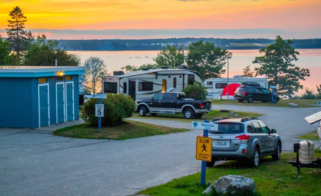 The Ultimate Guide to the Top Work Camping Job Websites